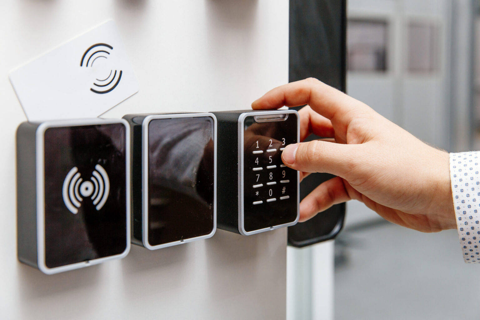 Electronic Key Management System - Reinvent Technology
